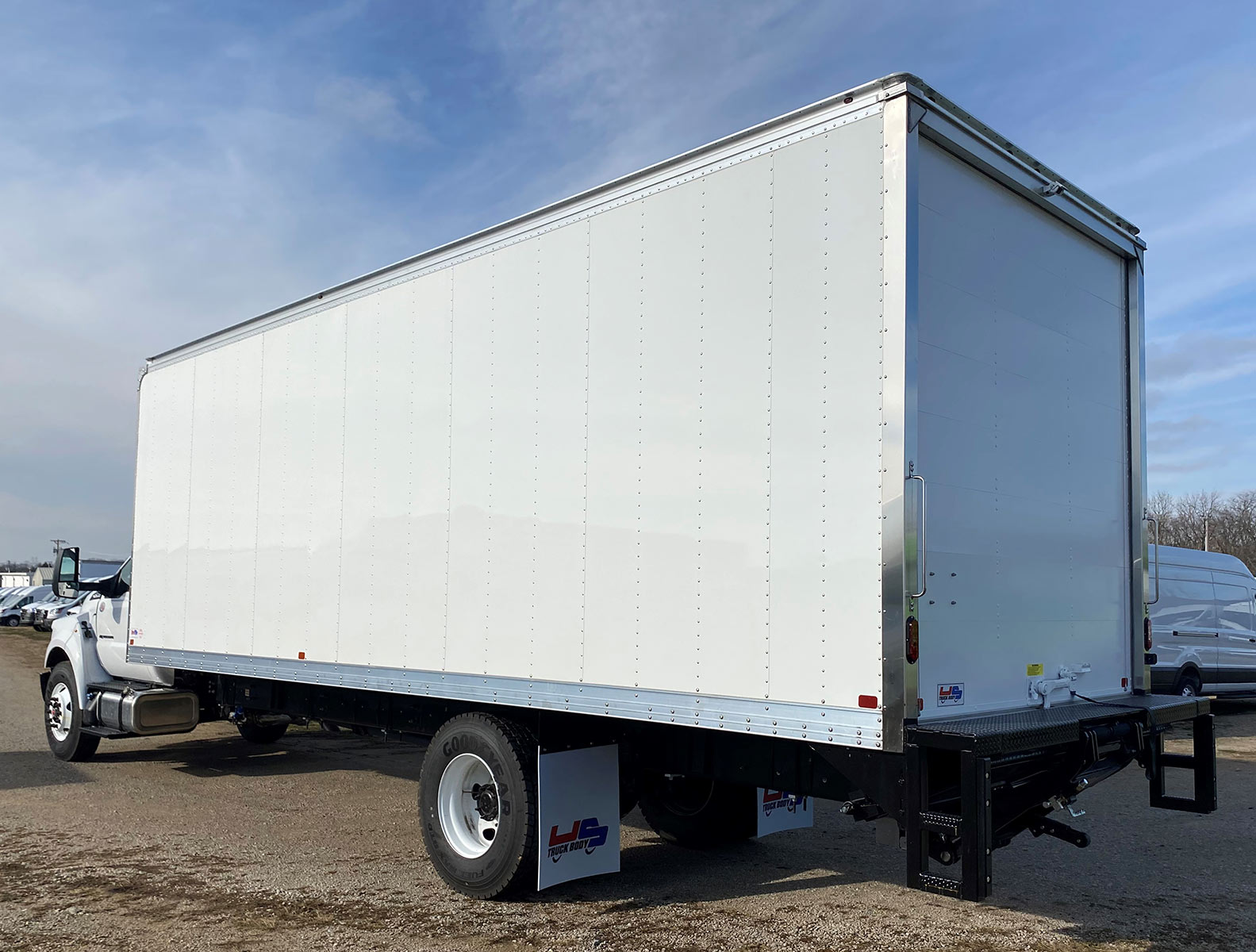 The Blueprint for Success: Understanding the 26' Straight Truck Inside ...